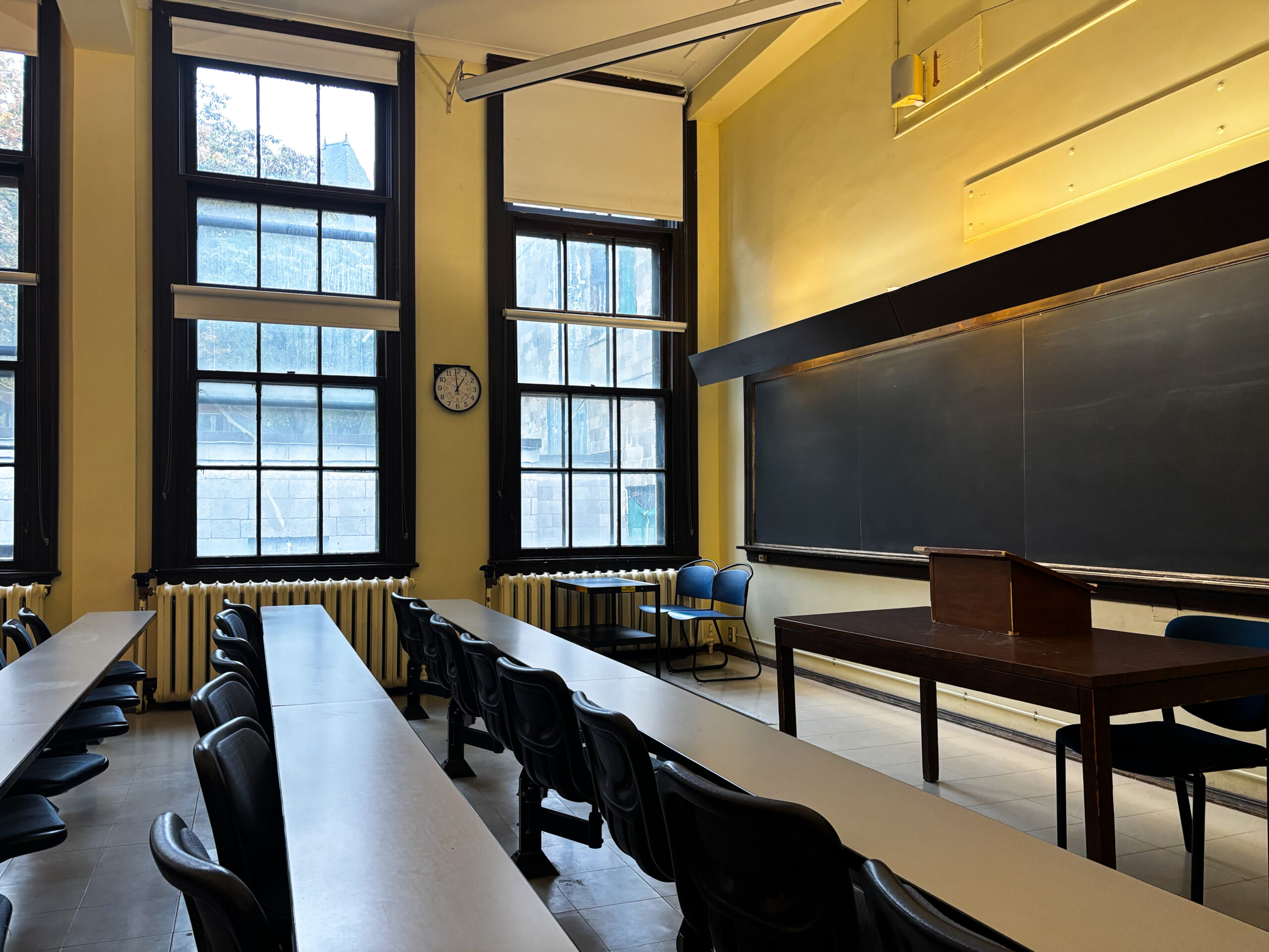 Quebec language laws over-police bilingualism instead of protecting the ...